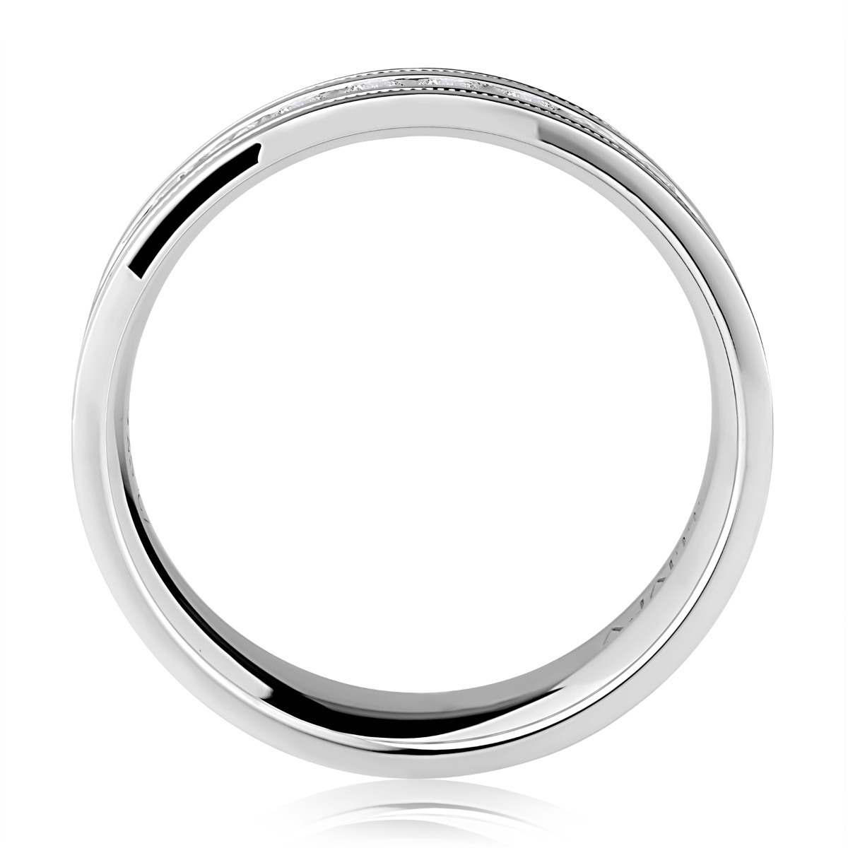 Classic Round Center Diamond Engagement Ring with a Round Shaped ...